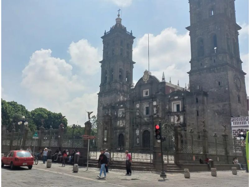 Conoce la historia de la Catedral de Puebla | Contundente