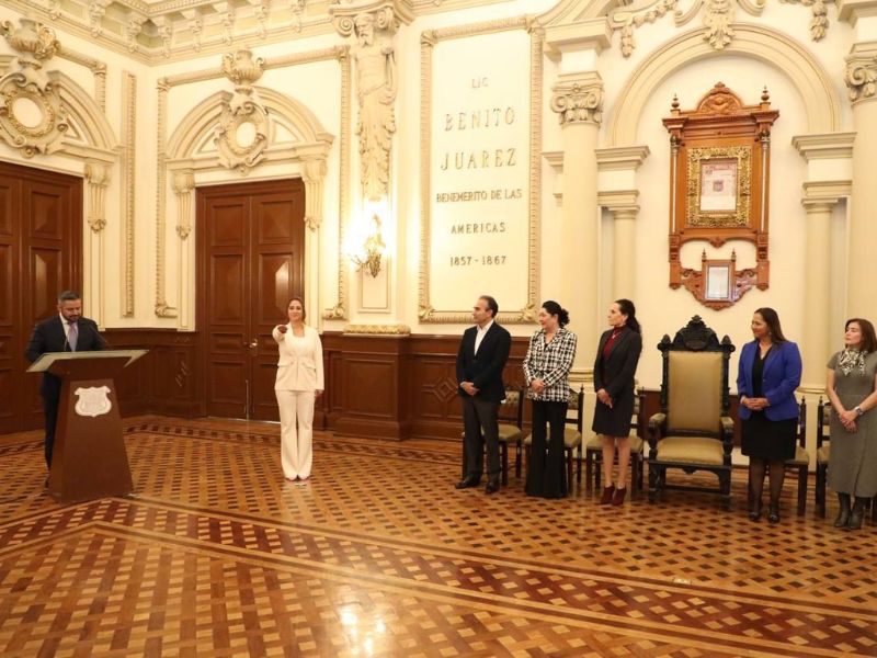 Claudia Barrientos, nueva presidenta del SMDIF | Contundente