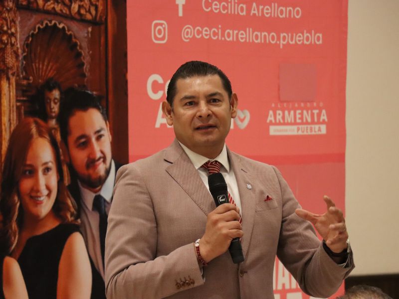 Alejandro Armenta destaca la importancia de la familia | Contundente